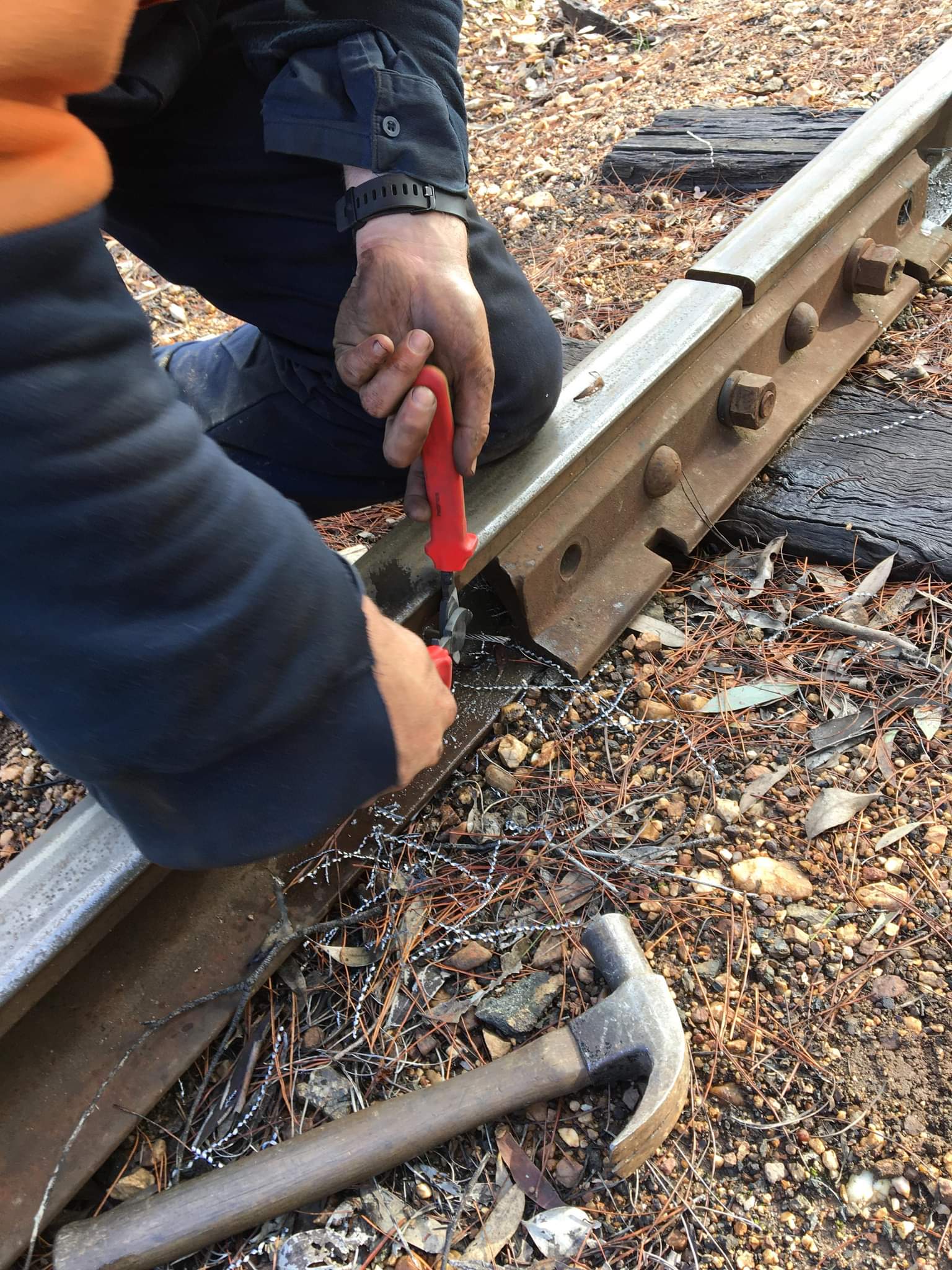 Rail Bonding – VGR Civil Blog